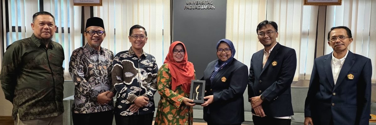 Etika Akademik di Era Digital: Tantangan, Prinsip, dan Solusi Modern ...